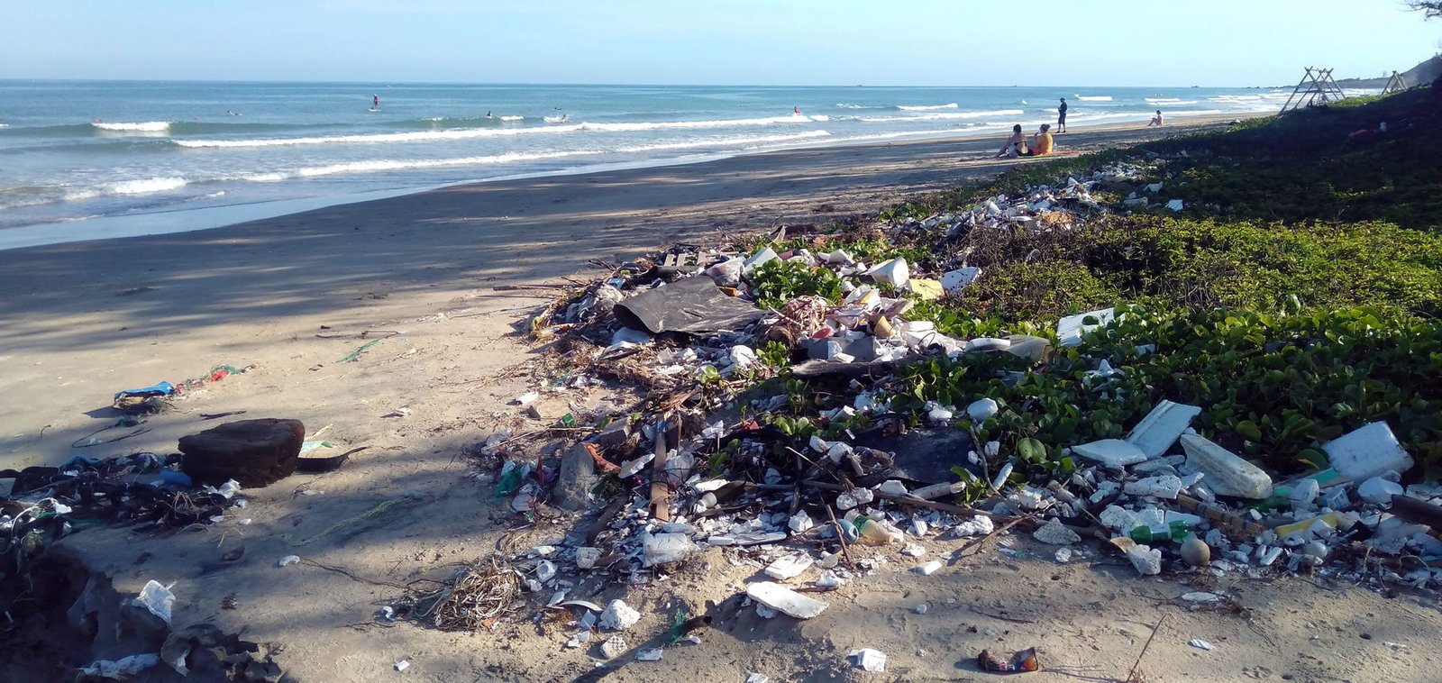 What can you do about rubbish in the bush? - Major 4x4